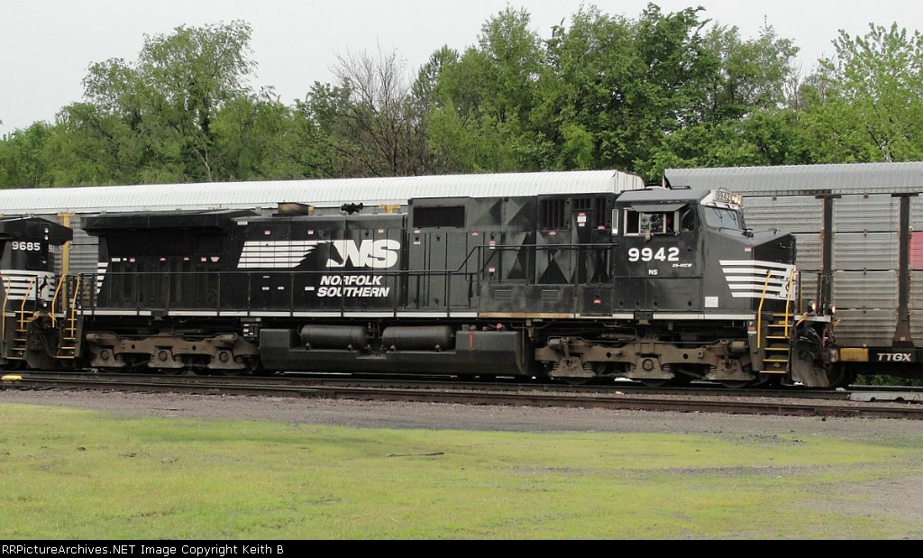 NS 9942